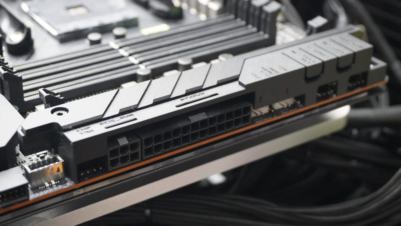 ASUS ROG Crosshair VIII Extreme Overclocking Hands-on .feat Dynamic OC ...